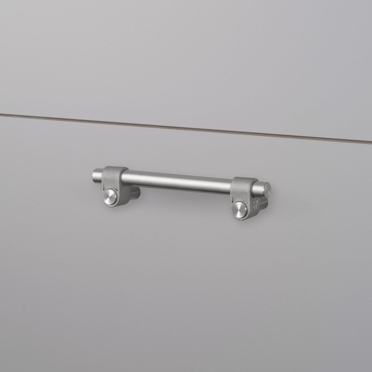 PULL BAR / CAST / STEEL / SMALL – Courtyard Architectural Hardware